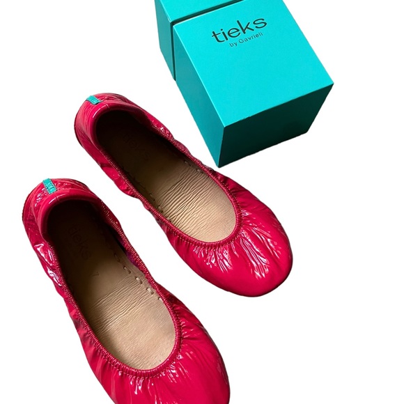 Tieks | Shoes | Tieks Razzleberry Ballet Flats | Poshmark